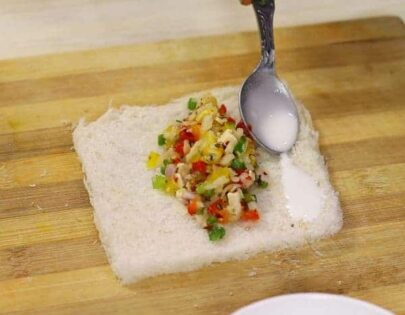 Bread Cheese Pouch Recipe - Evening Snacks Recipe - Mints Recipes