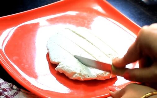 How to Make Paneer - Homemade Paneer in Hindi