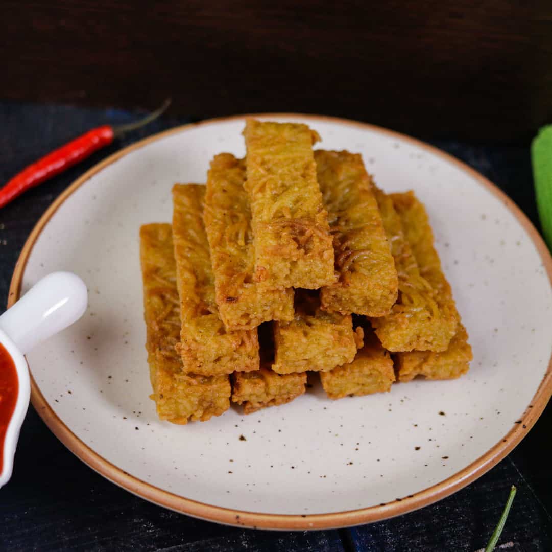 Easy Maggie Fries | Evening Snacks Recipe - Mints Recipes