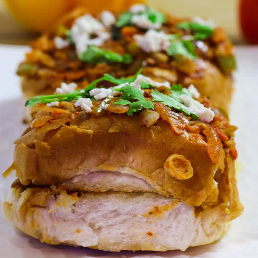 Masala Pav Recipe | Mumbai Roadside Masala Pav Recipe - Mint's Recipes