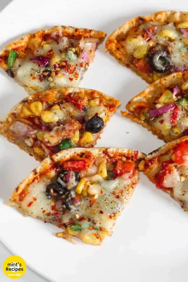Roti Pizza Recipe | How To Make Pizza From Leftover Chapati