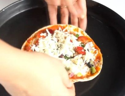 Roti Pizza Recipe | How To Make Pizza From Leftover Chapati