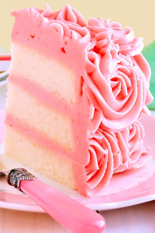 Raspberry Pink Velvet Cake with Cream Cheese Frosting - Mints Recipes